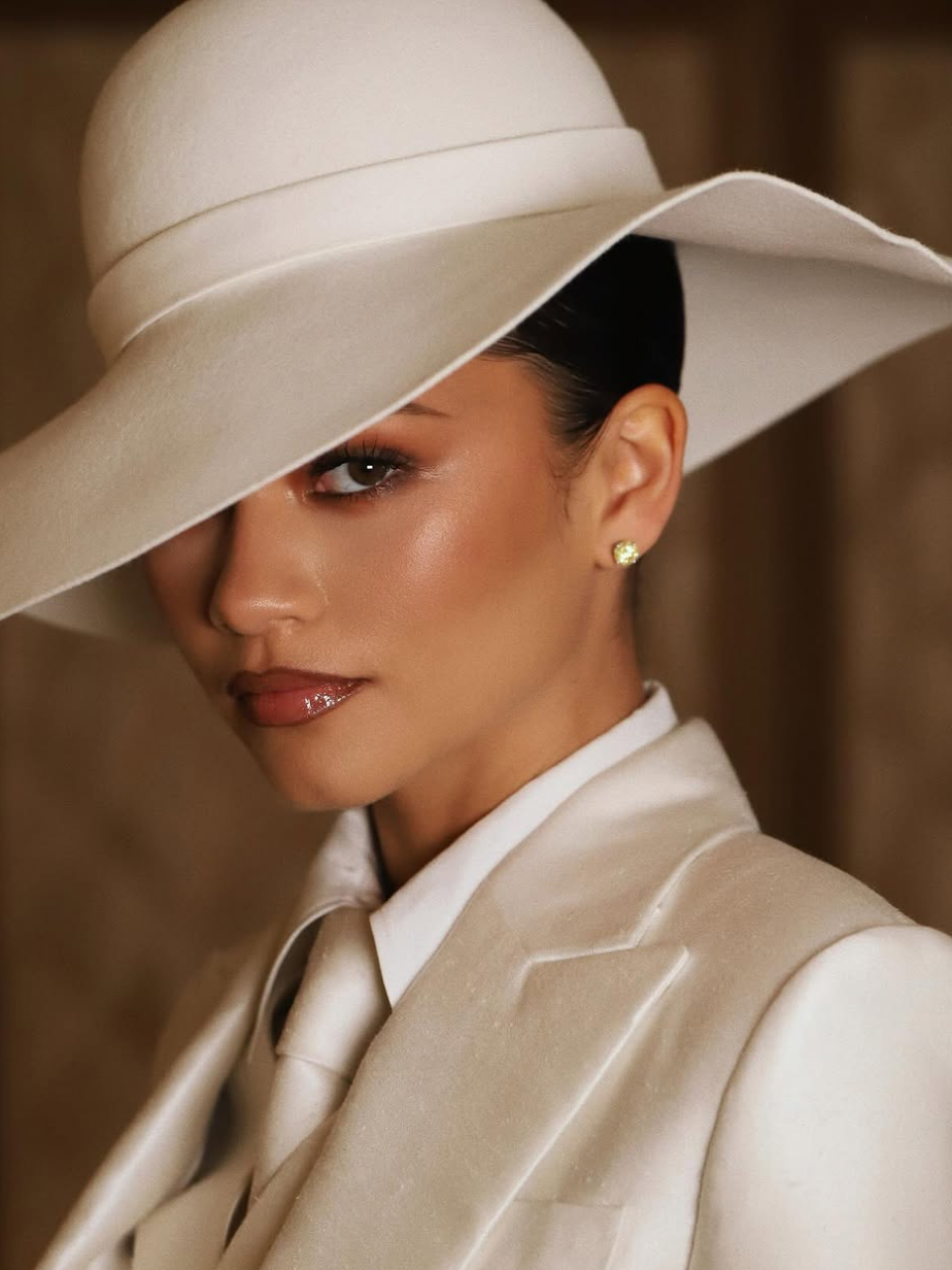 Red Carpet Skin Prep with Charlotte Tilbury | The MECCA Memo