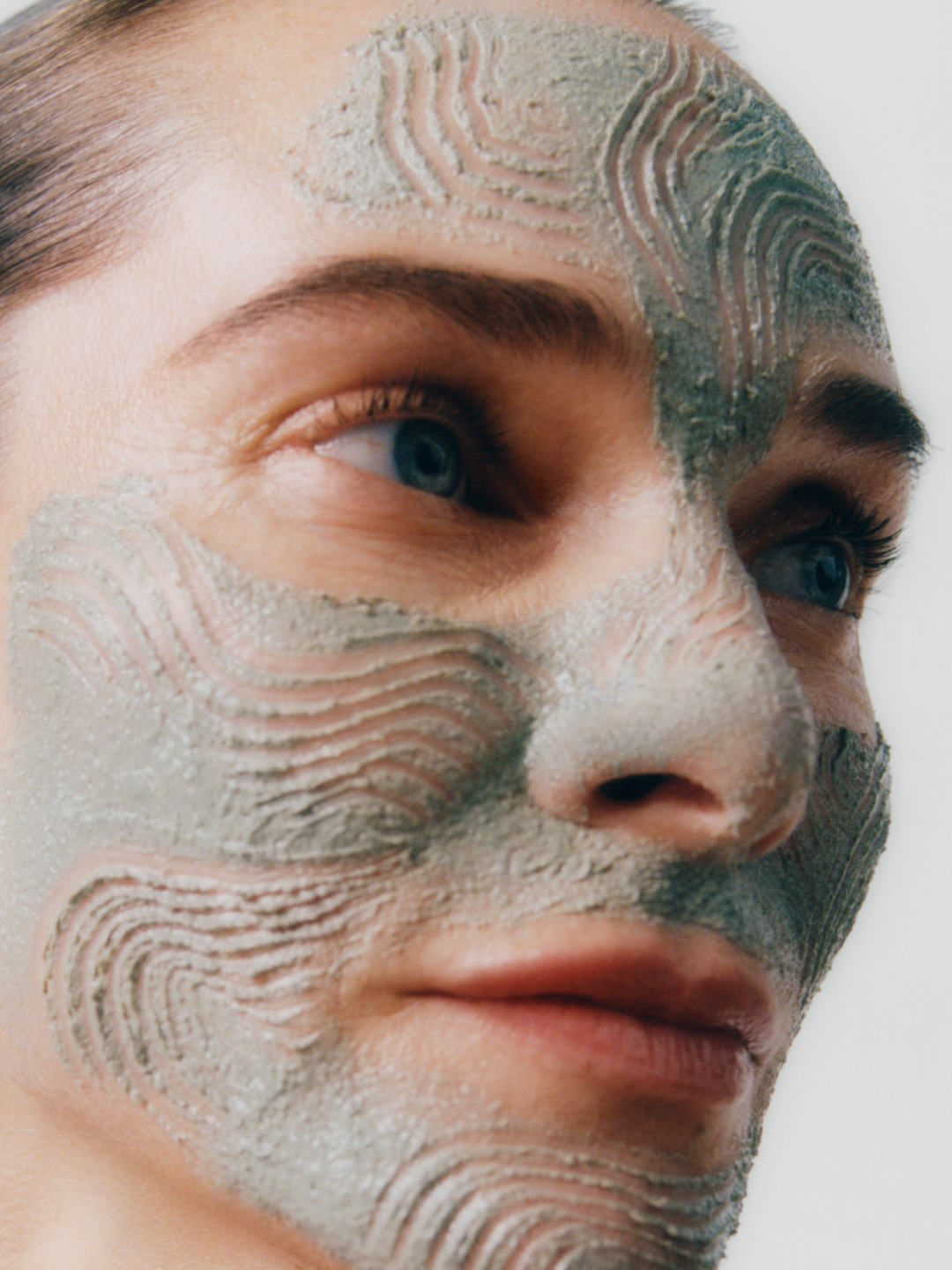 How To Treat Adult Breakouts | The MECCA Memo