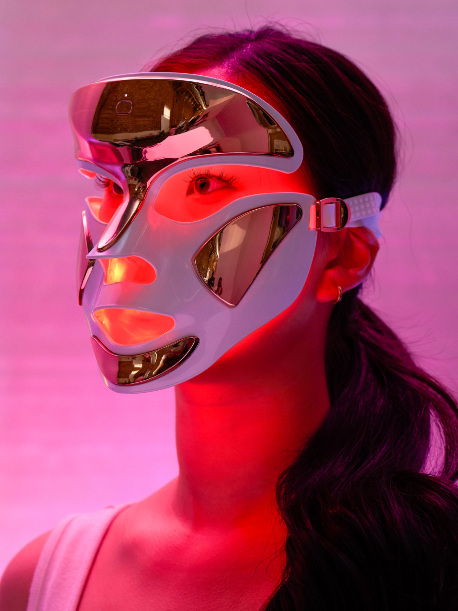 All About the Dr. Dennis Gross DRx SpectraLite FaceWare Pro LED Mask