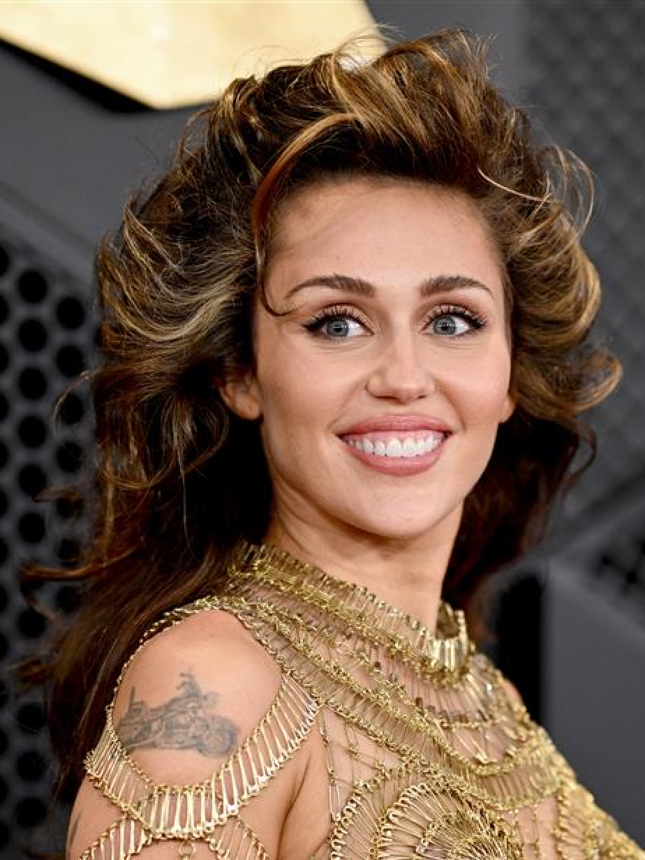 How to Get Voluminous Hair | MECCA Memo